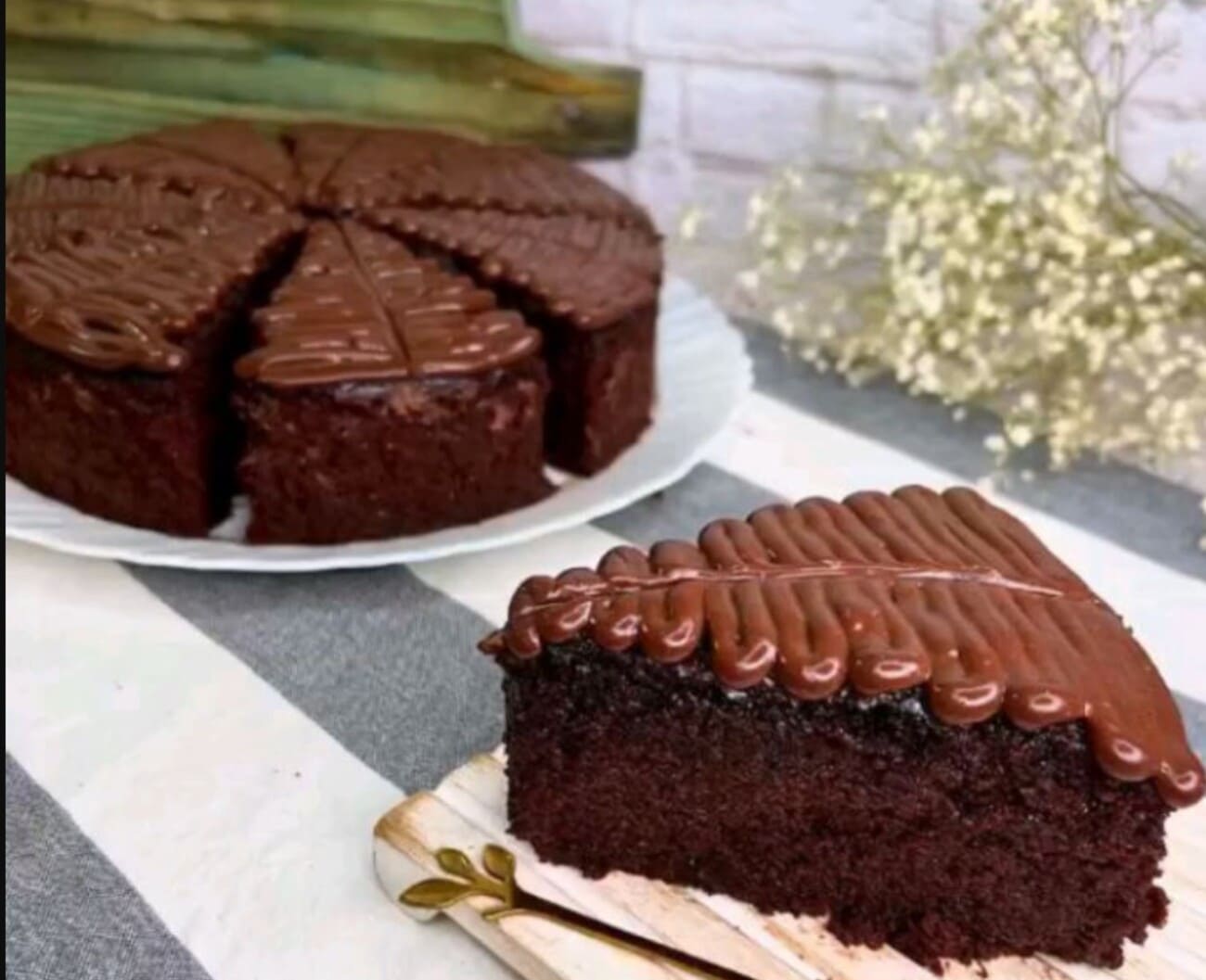 طرز تهیه کیک خیس شکلاتی این کیک کافی شاپی را از دست ندهید دانلود